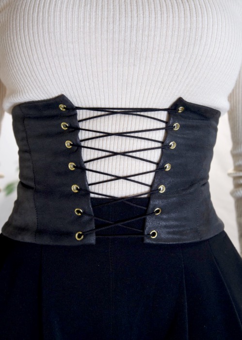 Corset Belt – Melanie Uematsu